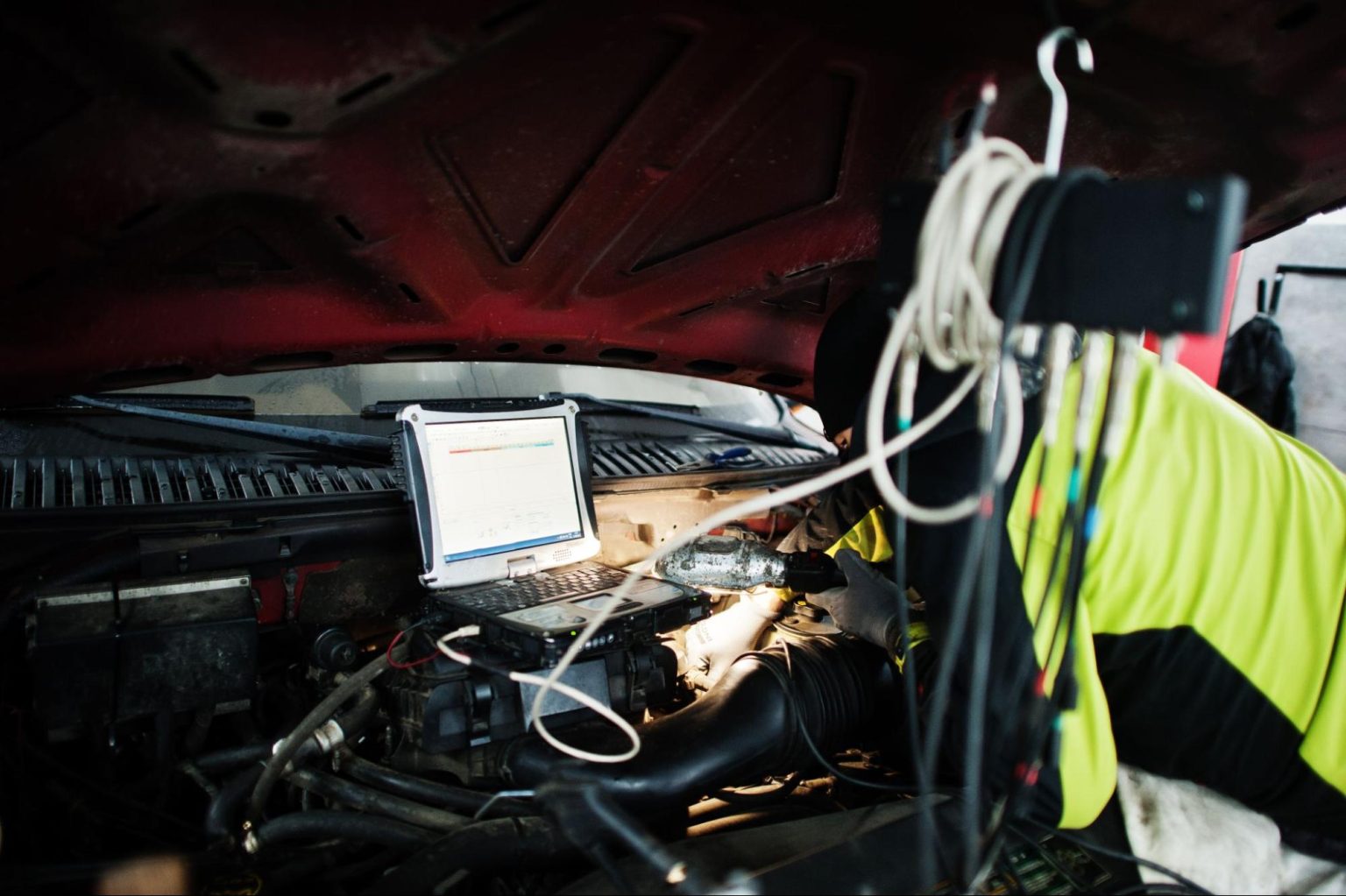 How to Fix the P0606 Fault Code - Solo Auto Electronics